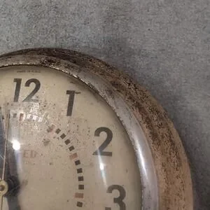 United Clock Corp | Wall Decor | Vintage United Clock Corp Model 46 ...